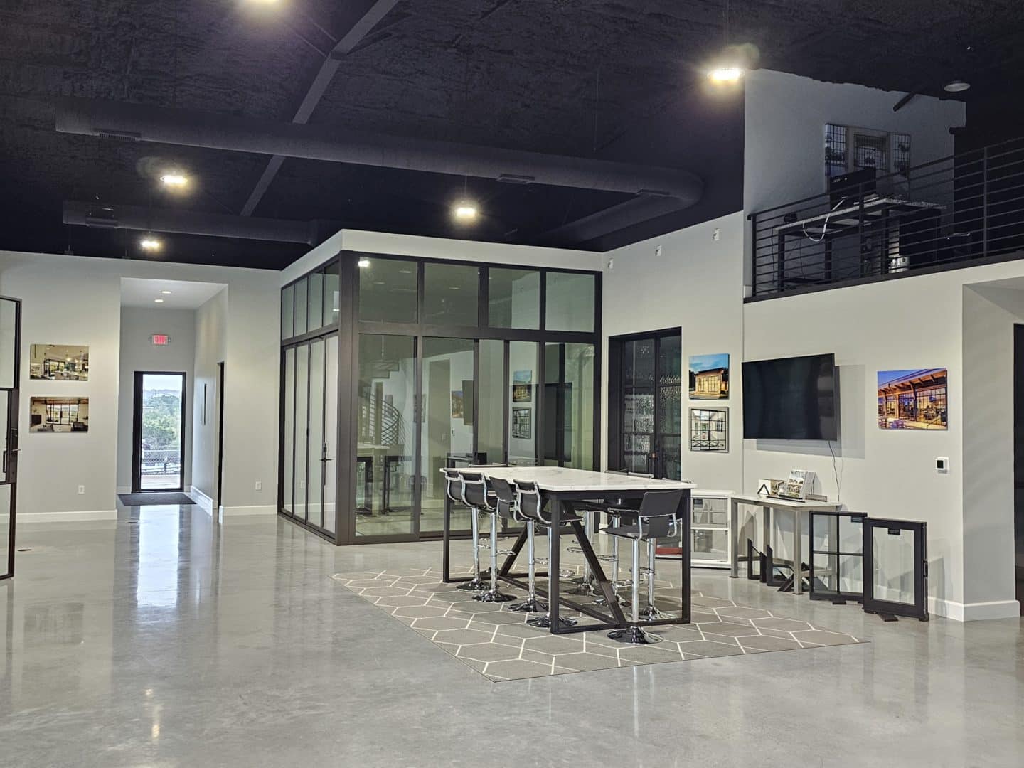 Austin, Texas Contractor Center | First Impression Ironworks